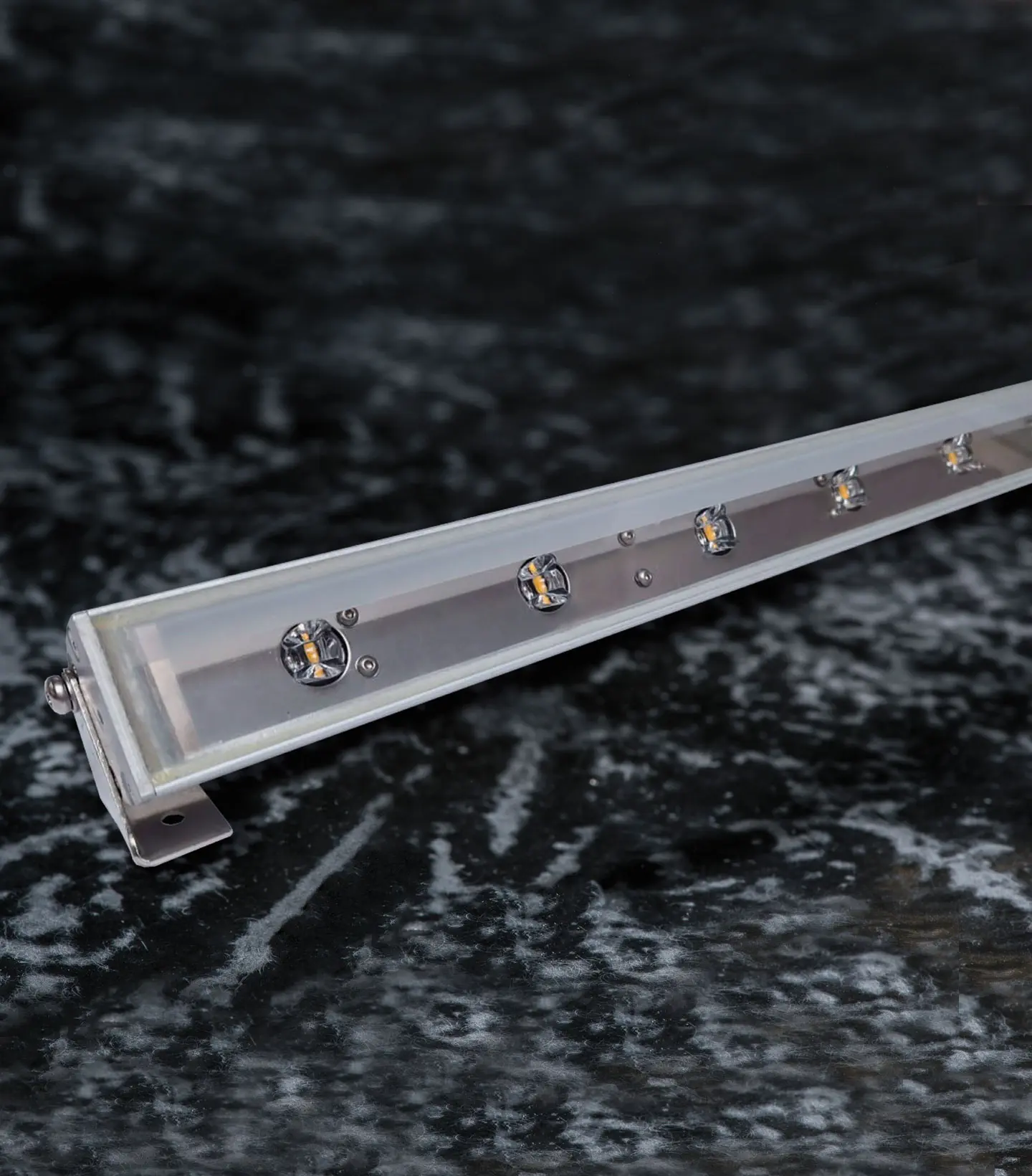 Linear LED spotlight - LINA - LumTeam